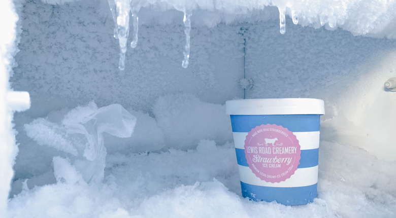 Ini Cara Membersihkan Bunga Es di Freezer yang Benar - Informasi ...